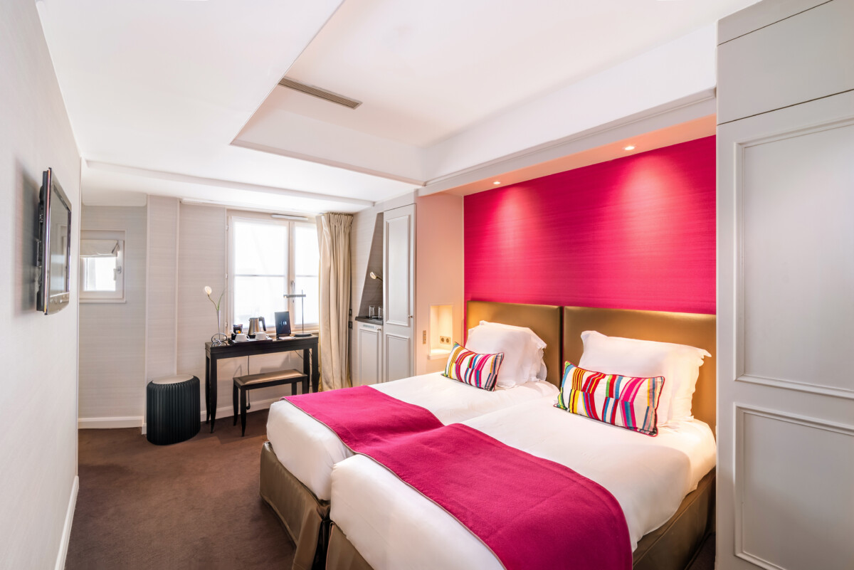 Elegant and Modern Rooms at Hotel DUO | Comfort in Central Paris