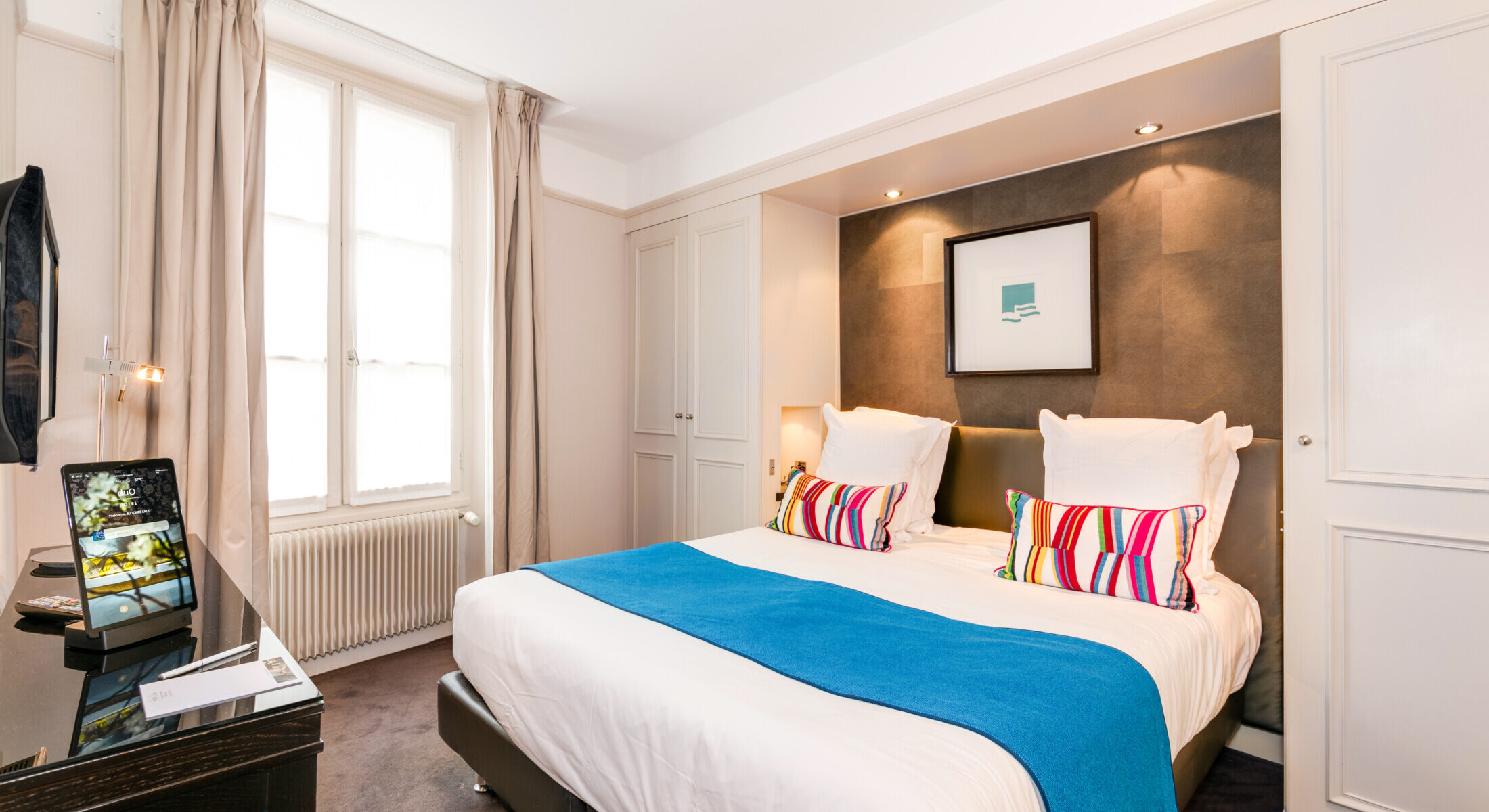 Elegant and Modern Rooms at Hotel DUO | Comfort in Central Paris